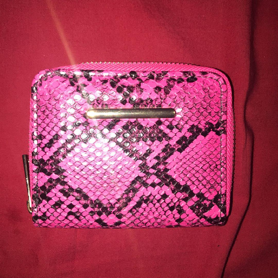 Primark pink coin purse, Women's Fashion, Bags & Wallets, Purses ...