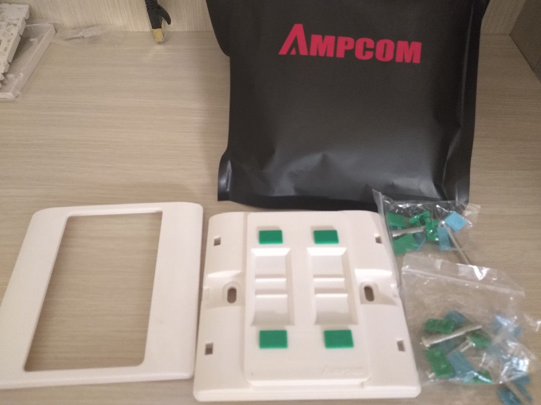 RJ45 Data LAN Point Faceplate (4 slots), Computers & Tech, Parts ...