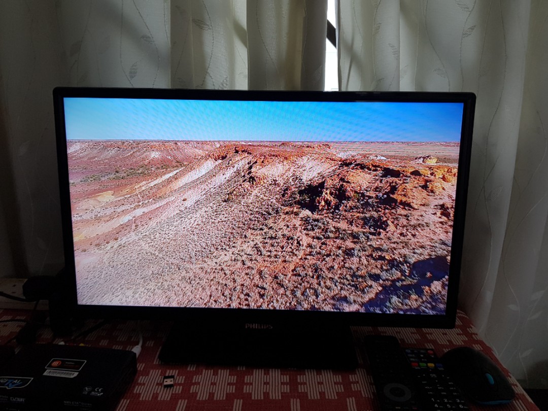 24 inch Philips LED TV, TV & Home Appliances, TV & Entertainment, TV on ...