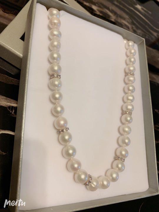 Chomel Pearl Necklace, Women's Fashion, Jewelry & Organisers, Necklaces ...