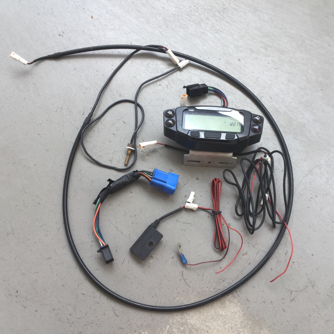 Drz Trail Tech Vapor meter, Motorcycles, Motorcycle Accessories on ...