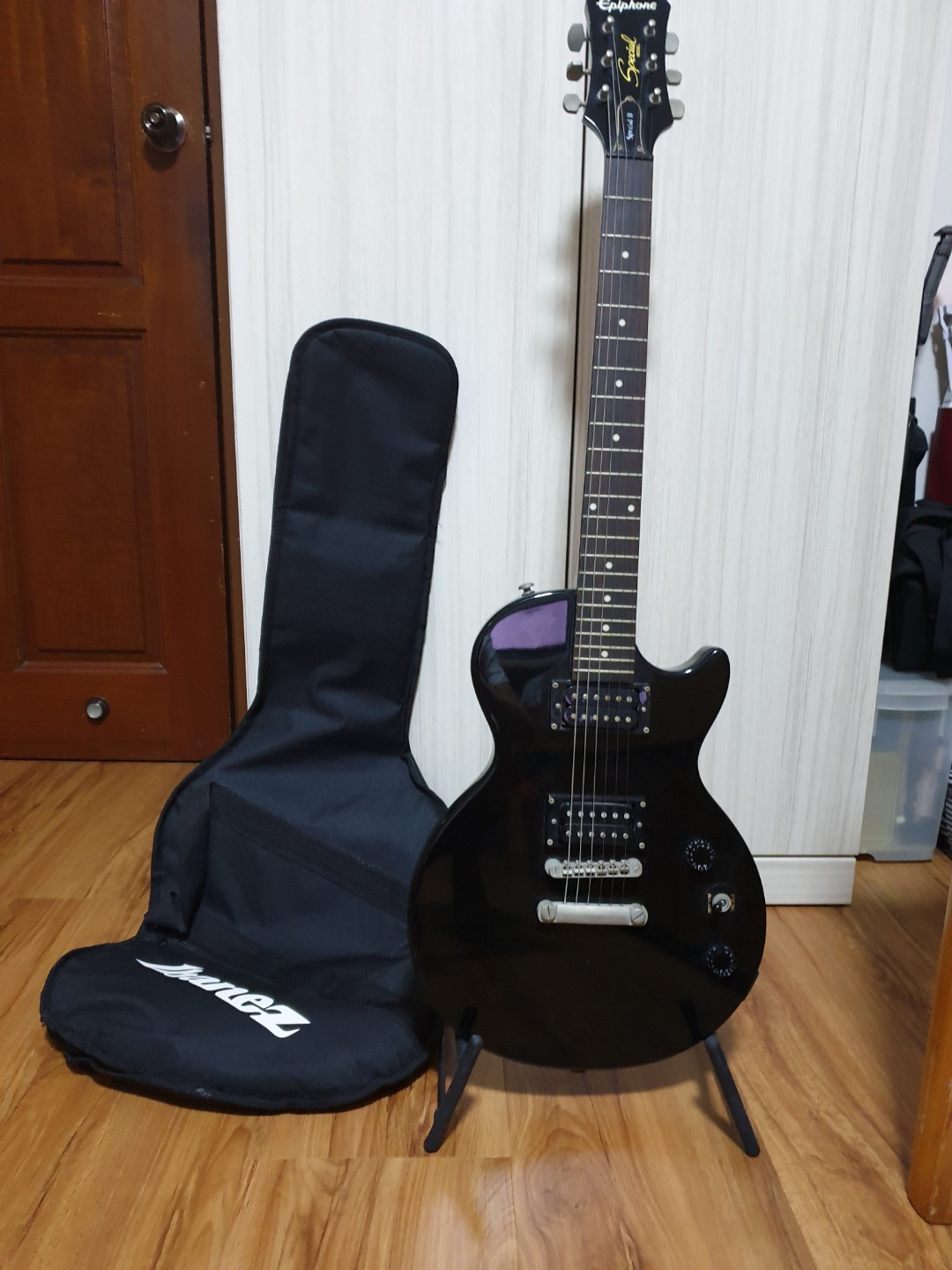Epiphone Special II Electric Guitar, Hobbies & Toys, Music & Media ...