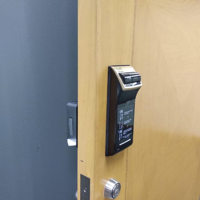 Gateman Wf20 Digital door lock, Furniture & Home Living, Security ...