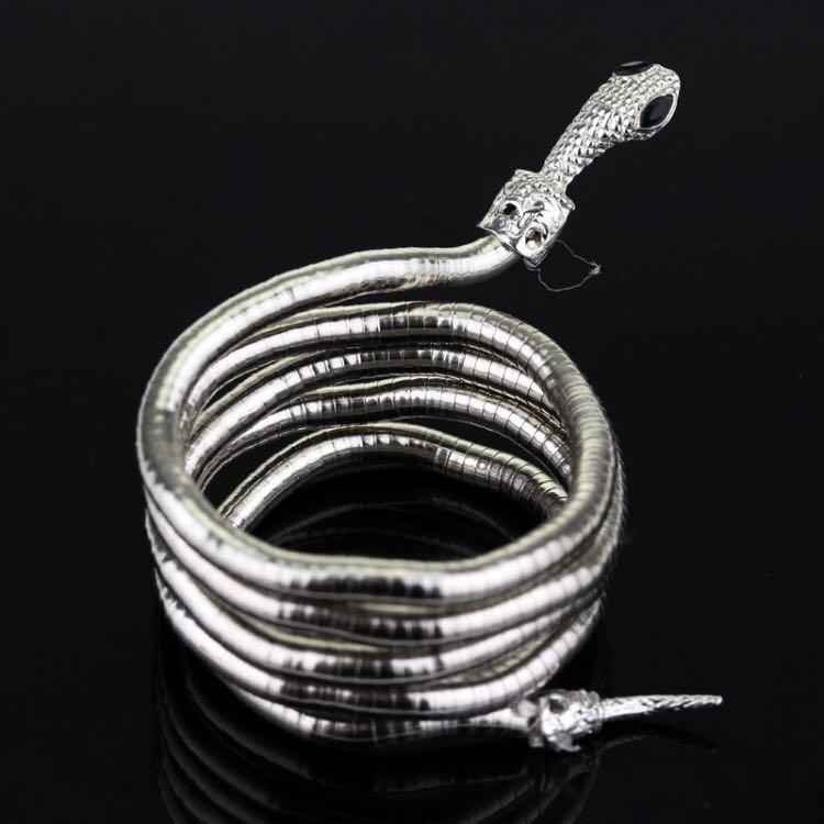 Isabelle Lightwood’s Electrum Snake Whip, Women's Fashion, Jewelry ...