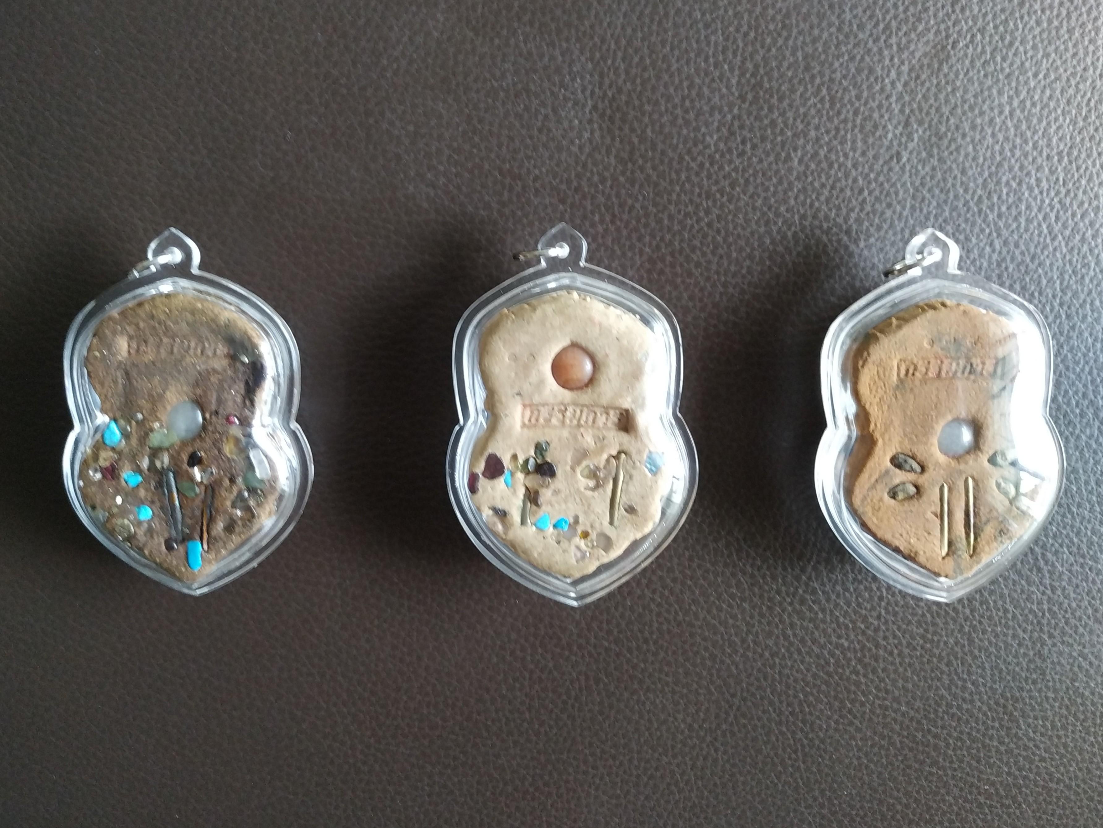 LP Thuad Jumbo Amulets ( Wat Suwan Khiri ) 3 pieces, Hobbies & Toys ...