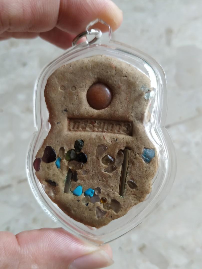 LP Thuad Jumbo Amulets ( Wat Suwan Khiri ) 3 pieces, Hobbies & Toys ...
