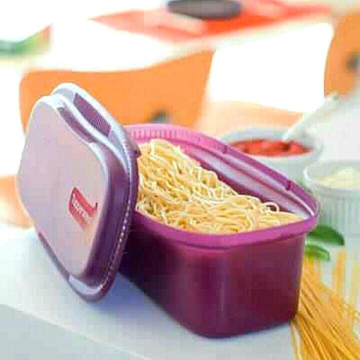 TUPPERWARE BLUE NOODLE PASTA MAKER / CONTAINER, Home Appliances ...