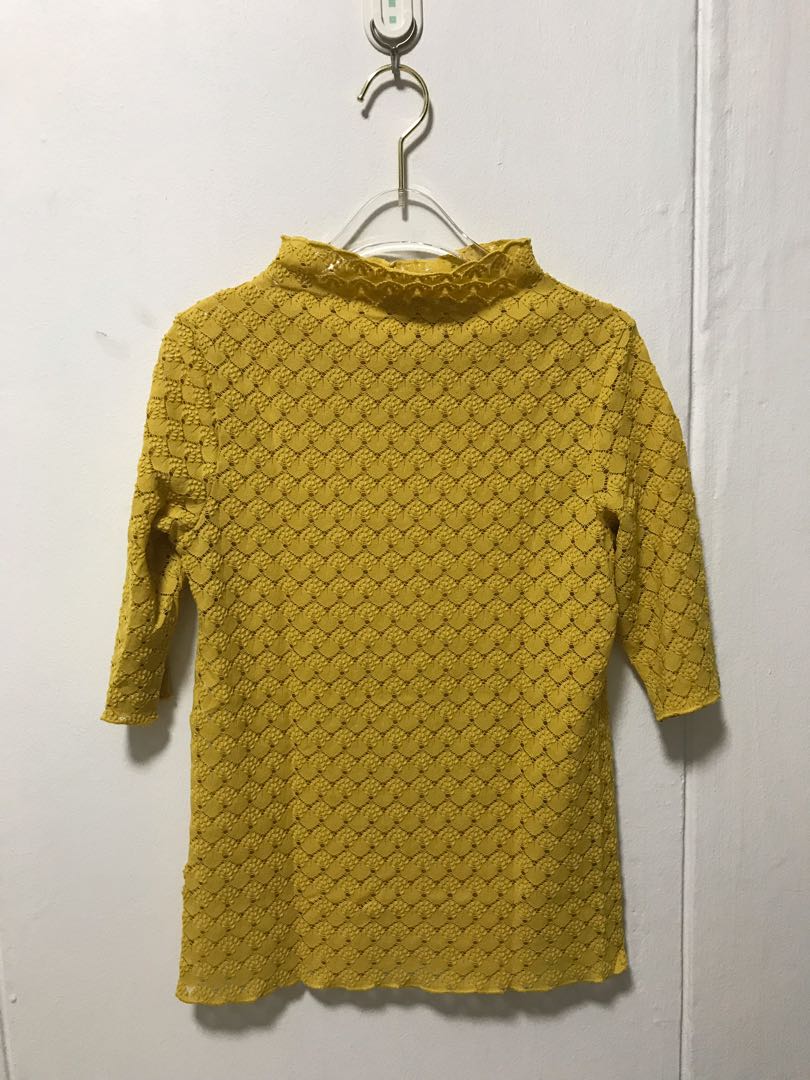 GU Original from Japan Crochet Top, Women's Fashion, Tops, Other Tops ...