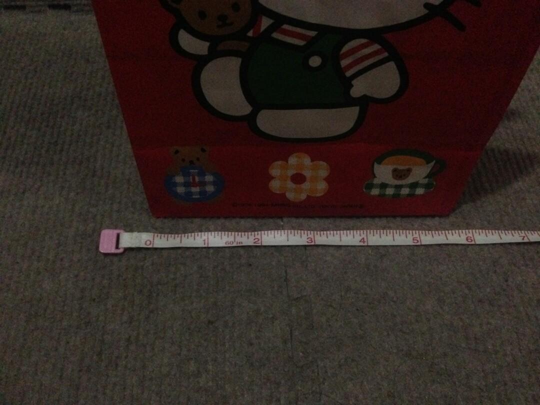 Hello Kitty Doorknob Reminder Note Pads & Hello Kitty Paper Bags ...