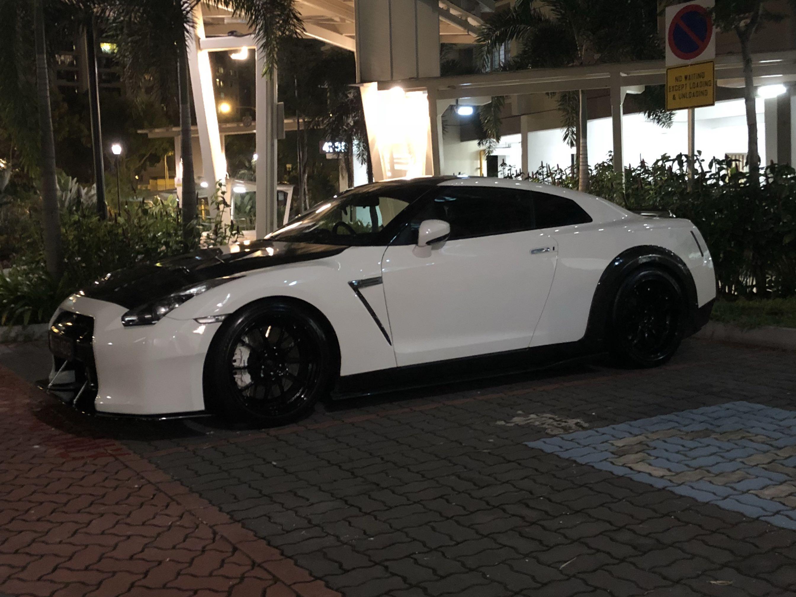 Nissan GT-R R-35 rear fender arc varis carbon fibre, Car Accessories ...