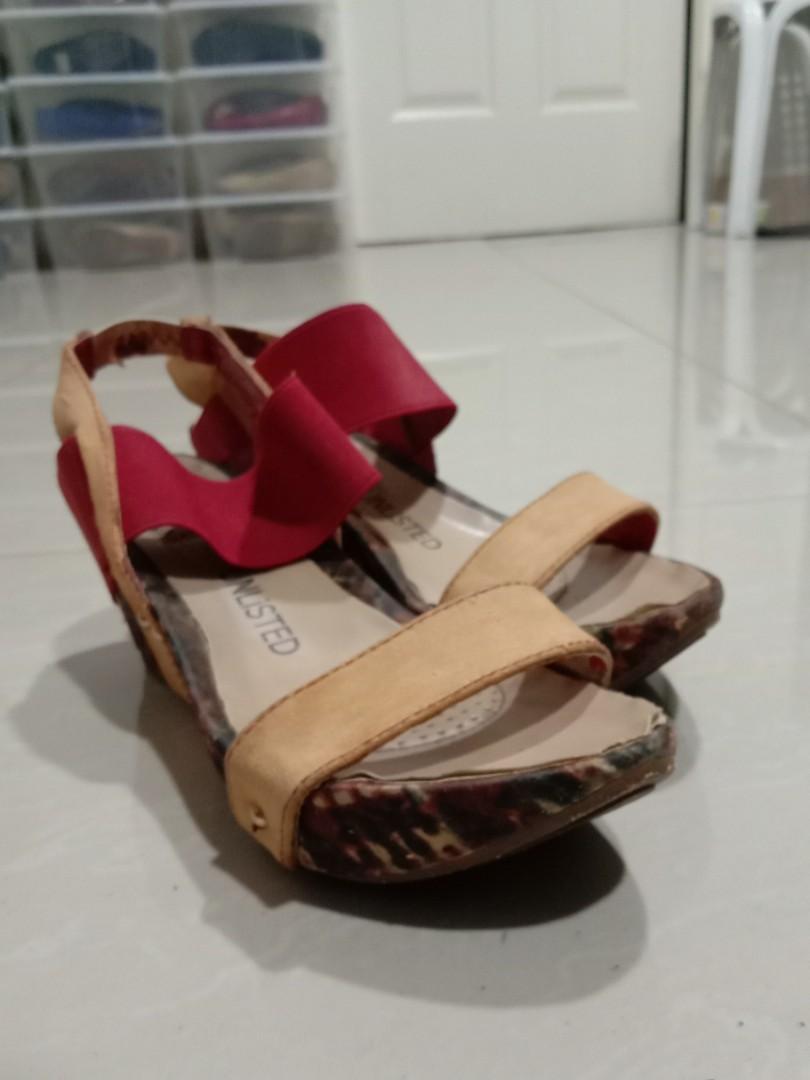 Unlisted Red 2 1/2 Inch Wedge Heels, Women's Fashion, Footwear, Heels ...
