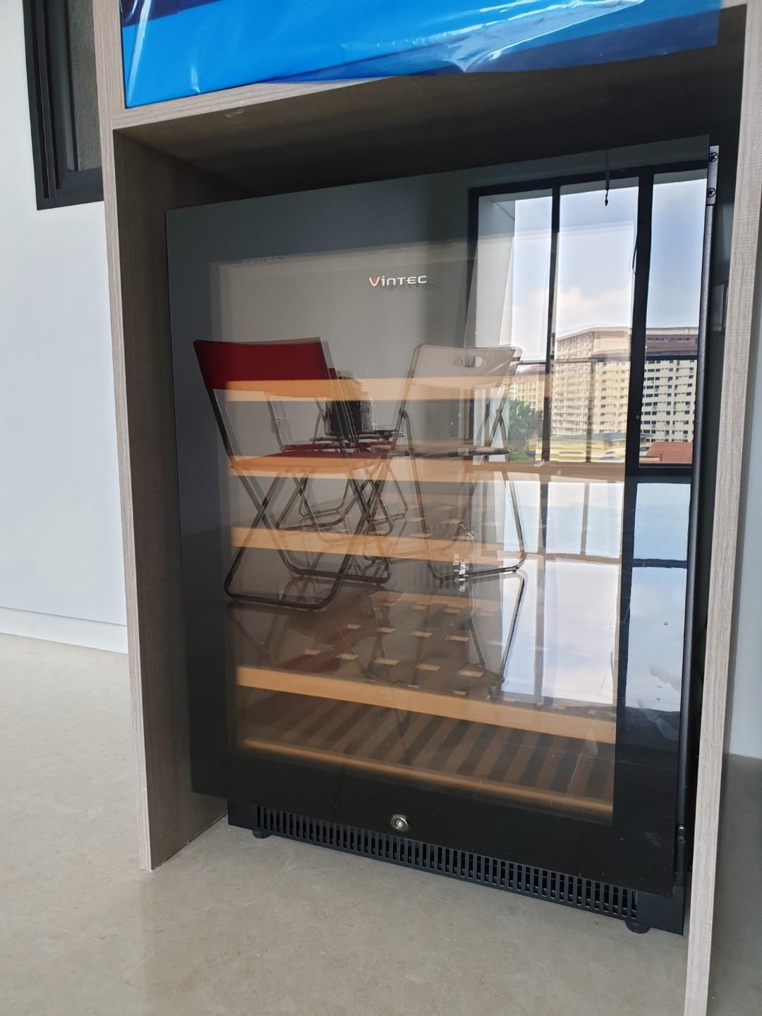 VINTEC Under-Counter Wine Cellar, Everything Else on Carousell