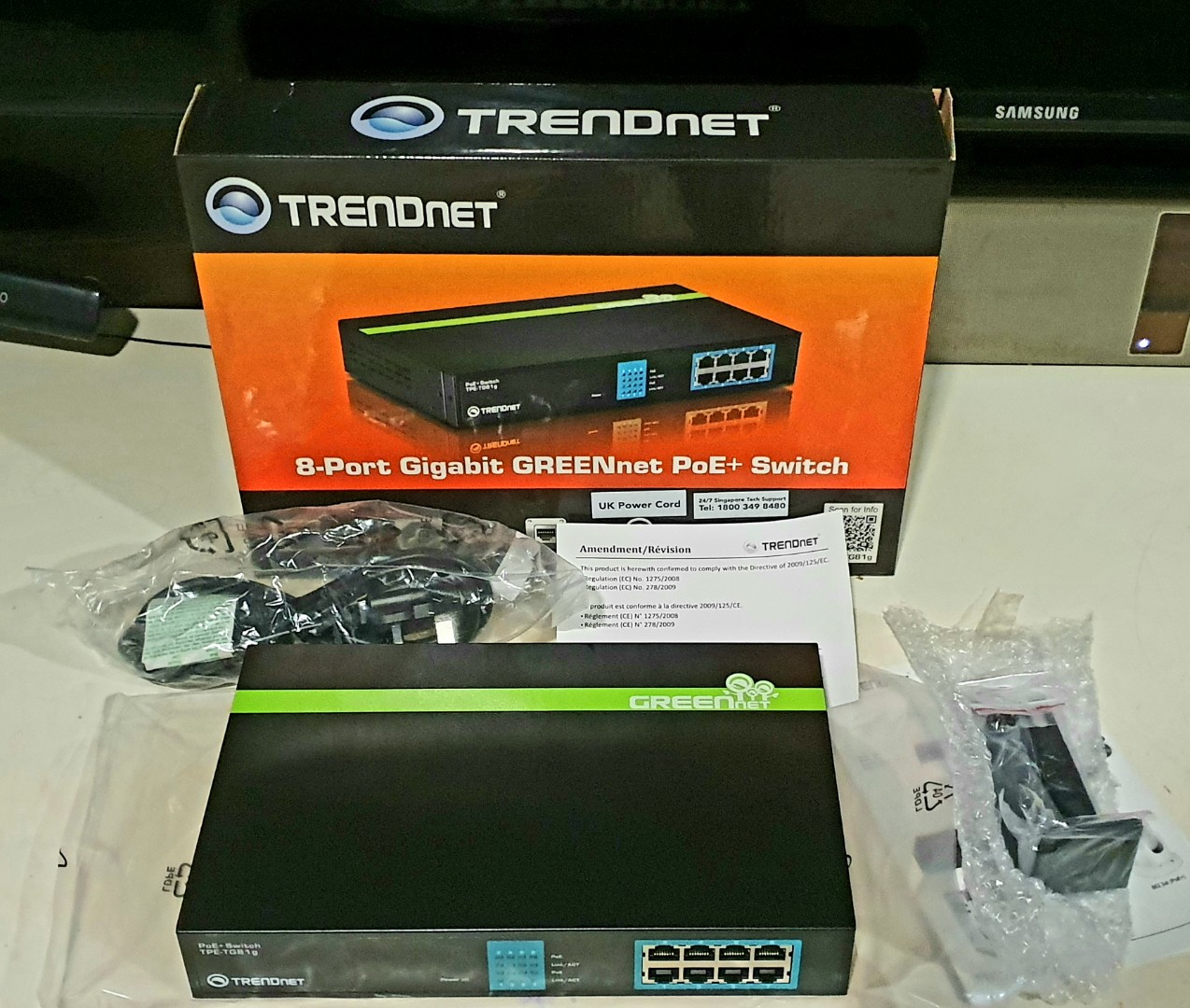 POE Network Switch 8 Port Gigabit PoE+ Switch TRENDnet TPE-TG81g ...