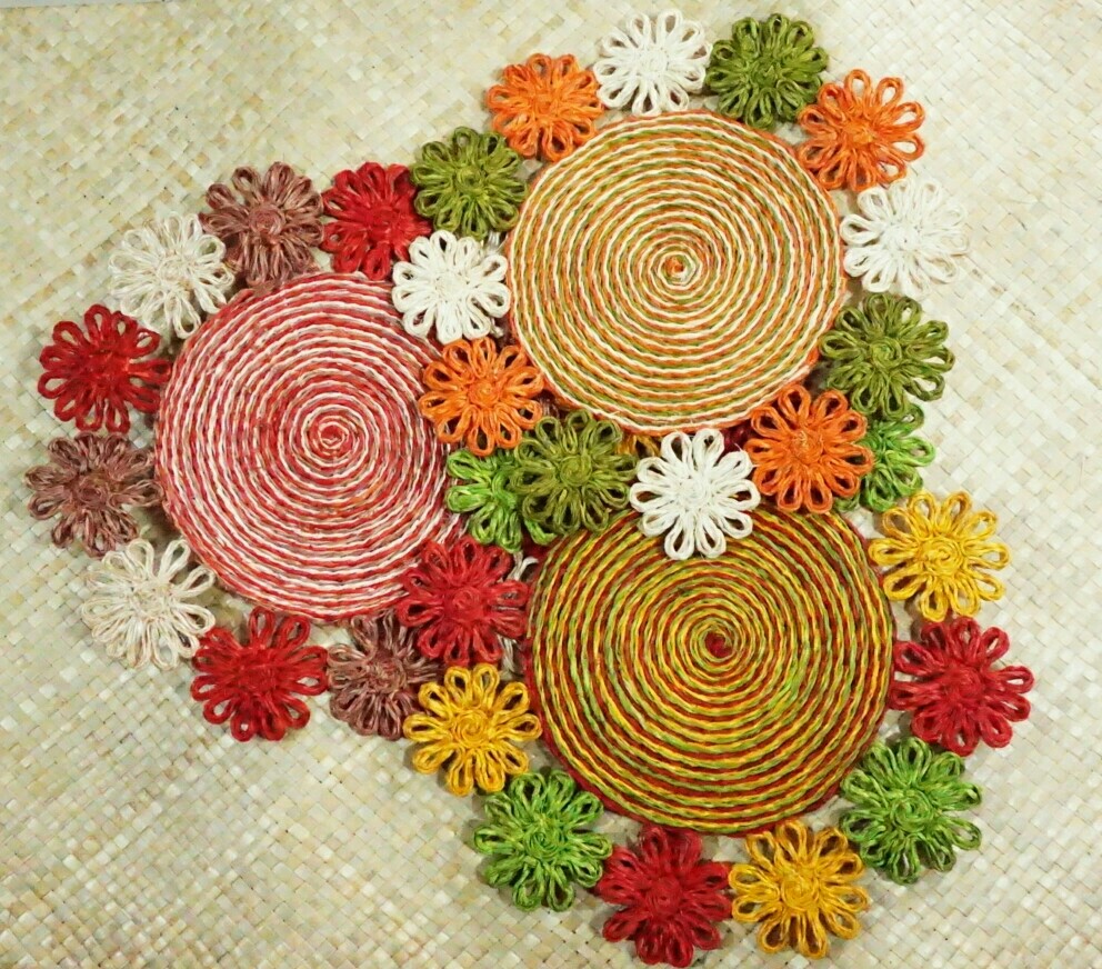 Abaca Centerpiece, Furniture & Home Living, Home Decor, Other Home ...