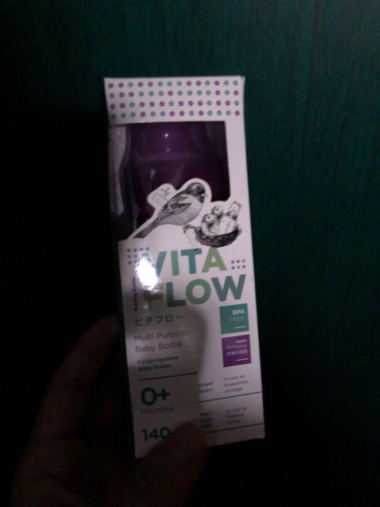 Botol susu vita flow, Bayi & Anak, Perawatan & Makanan Anak di Carousell