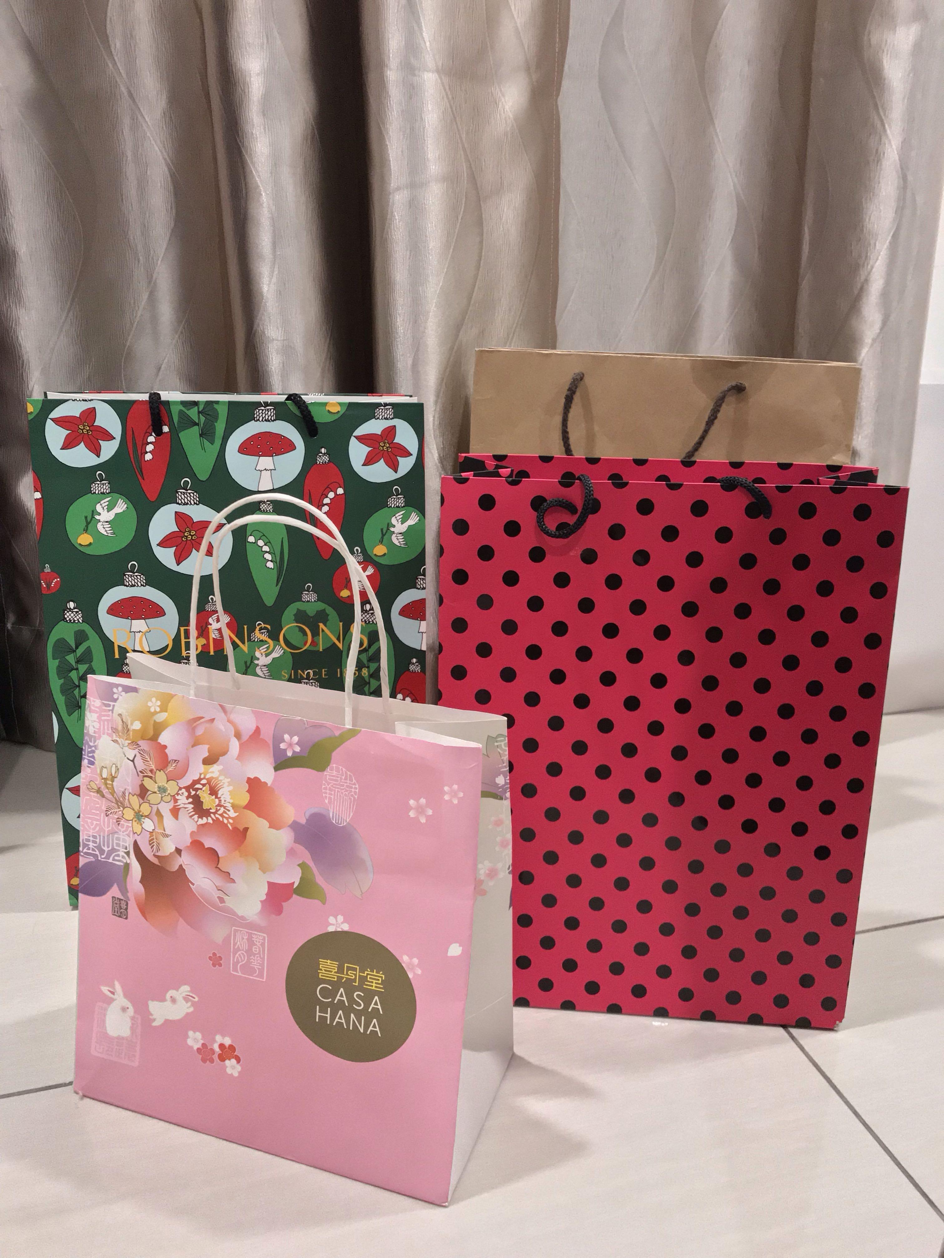 Bundle of paper bags (FREE POST TO WM), Hobbies & Toys, Stationery ...