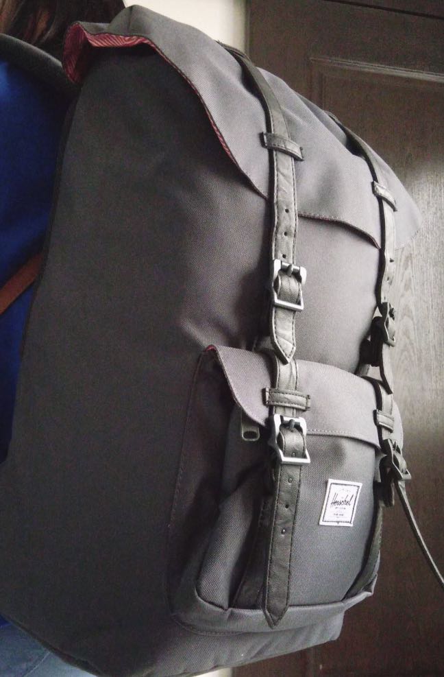 HERSCHEL LITTLE AMERICA BACKPACK DARK SHADOW 25L, Men's Fashion, Bags ...