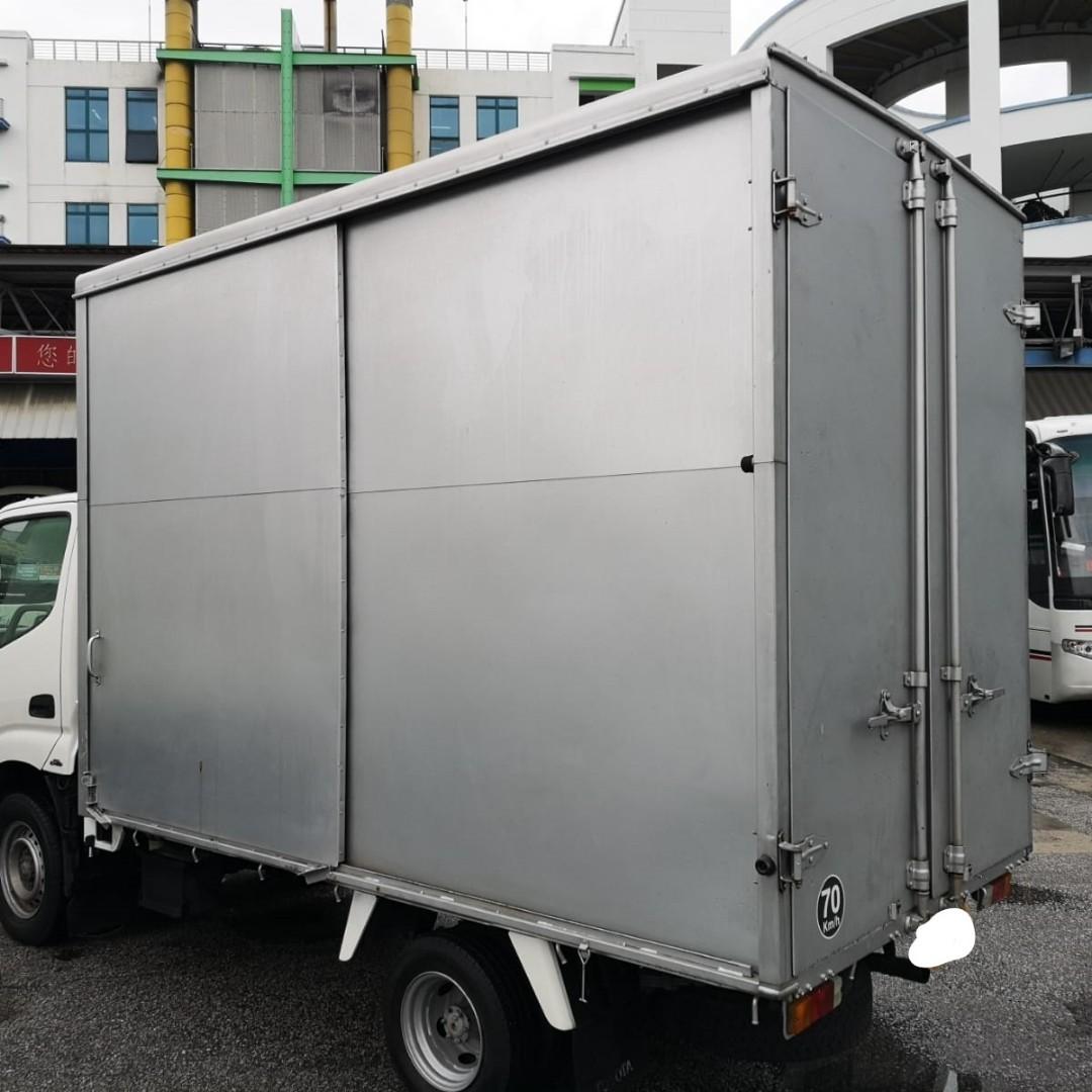 10FT LORRY WITH BOX, Cars, Commercial Vehicles, Rentals on Carousell