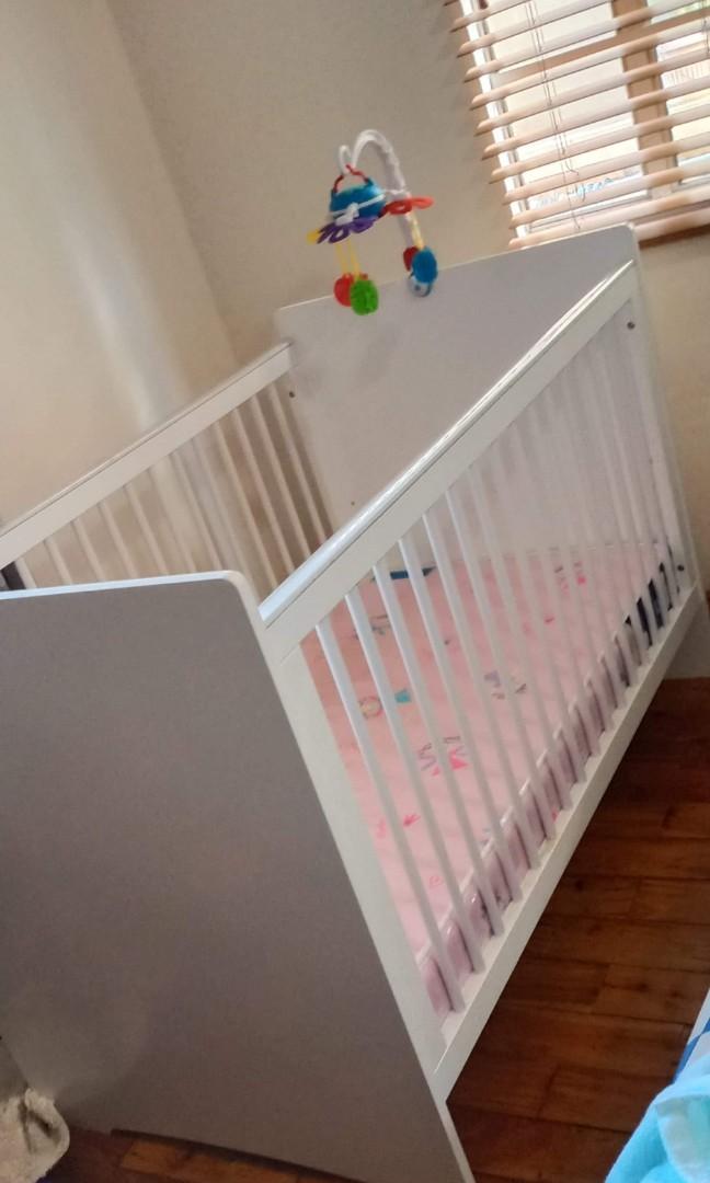 Cuddlebug Wooden Crib with Uratex foam, Babies & Kids, Baby Nursery ...