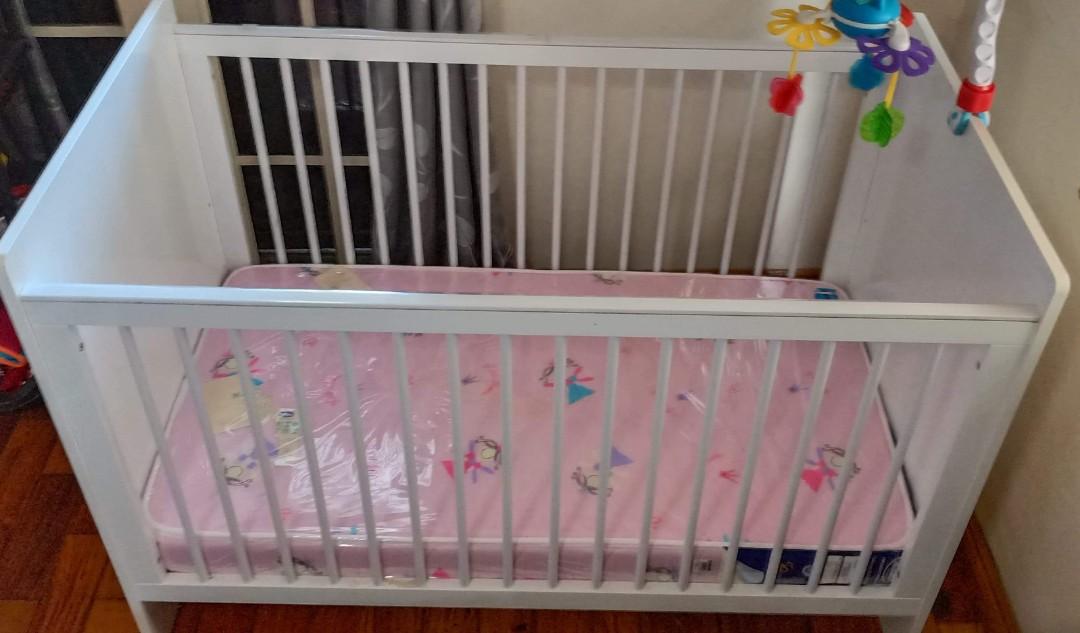 Cuddlebug Wooden Crib with Uratex foam, Babies & Kids, Baby Nursery ...