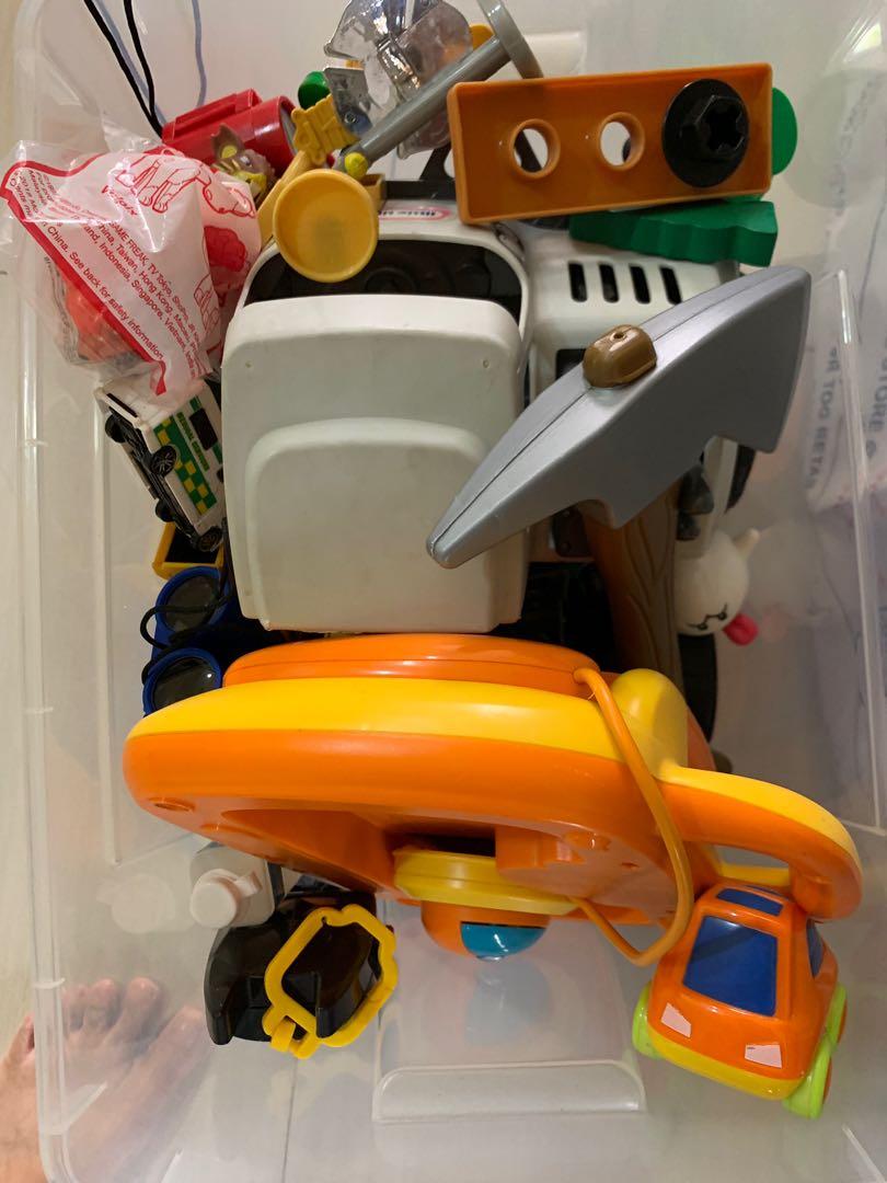 Free Used Toys, Hobbies & Toys, Toys & Games on Carousell