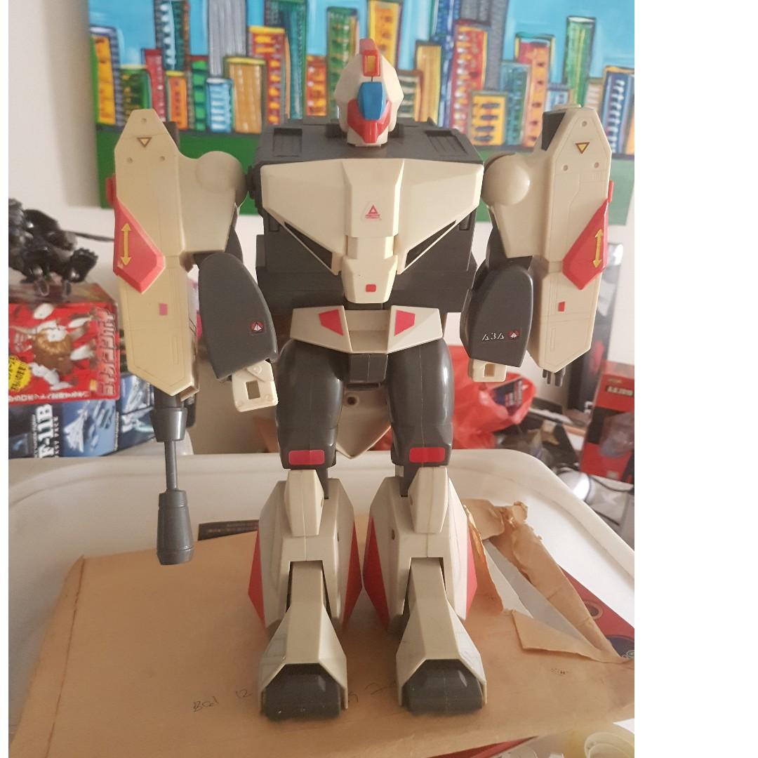 Veritech Hover Tank Robotech Huge Hobbies And Toys Toys And Games On