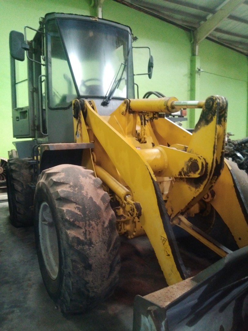 Loader TCM L13, Everything Else, Others on Carousell