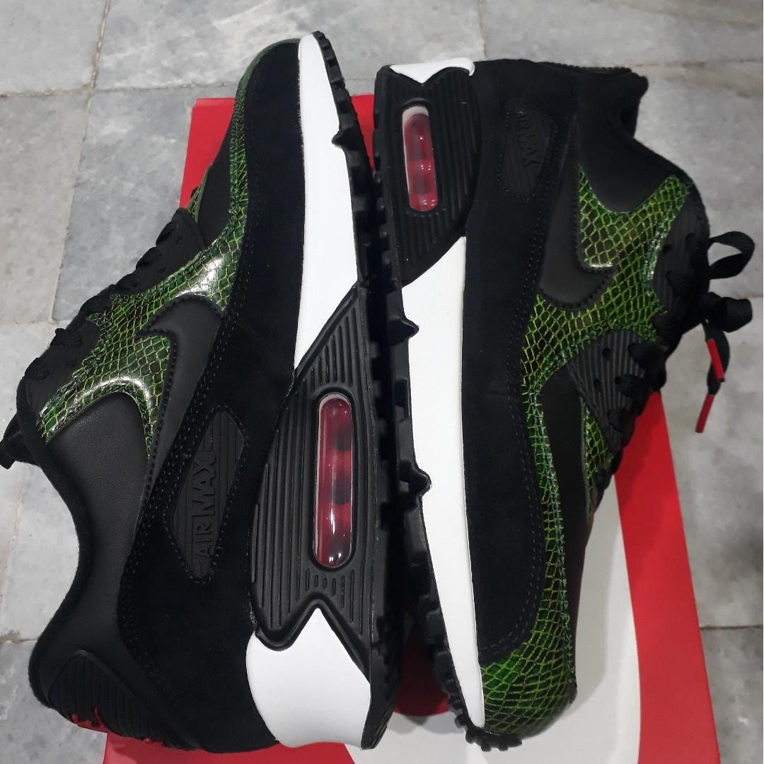 Nike Air Max 90 QS "Green Python" BNIB Size 44, Men's Fashion, Men's ...