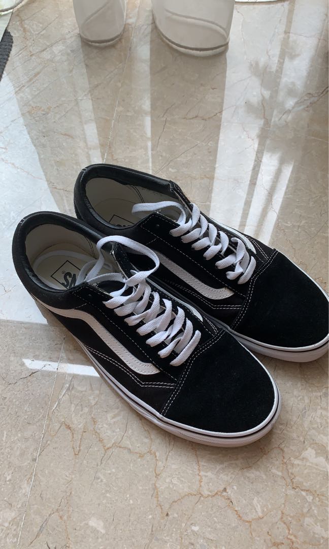 Vans Classic Old Skool, Men's Fashion, Footwear, Sneakers on Carousell