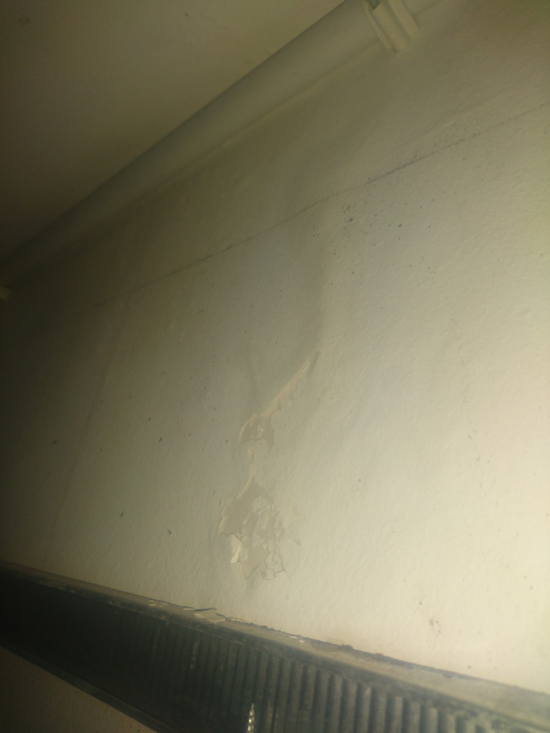 Bocor dan retak slab, Furniture & Home Living, Bathroom & Kitchen ...