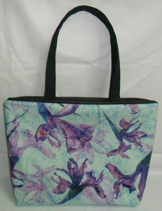 Horizontal Tote Bag with Zipper, Women's Fashion, Bags & Wallets, Cross ...