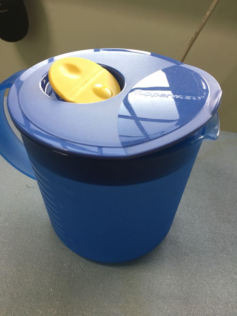 Tupperware Crystalwave measuring cup, Furniture & Home Living ...