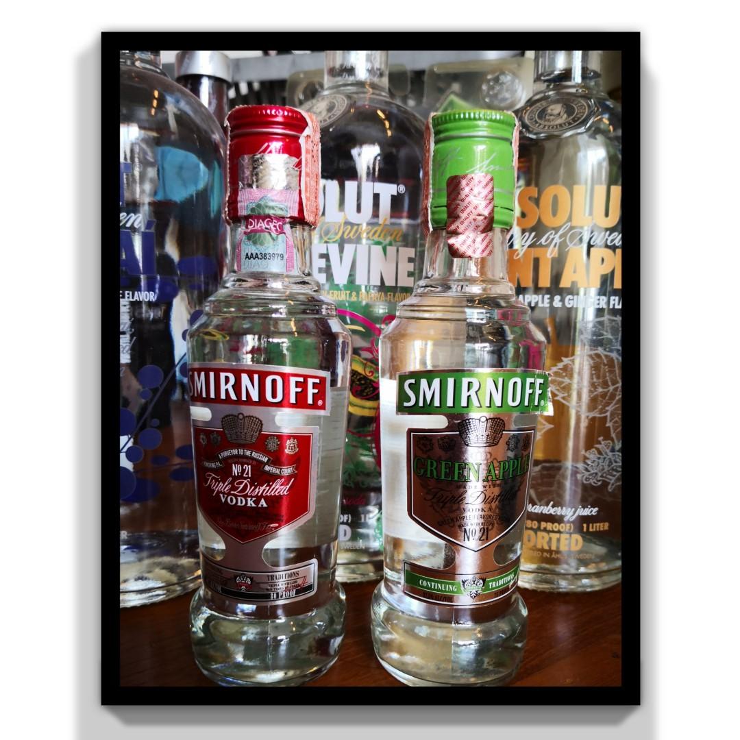 2 Smirnoff red and green mini vodka 200ml (sealed), Food & Drinks ...
