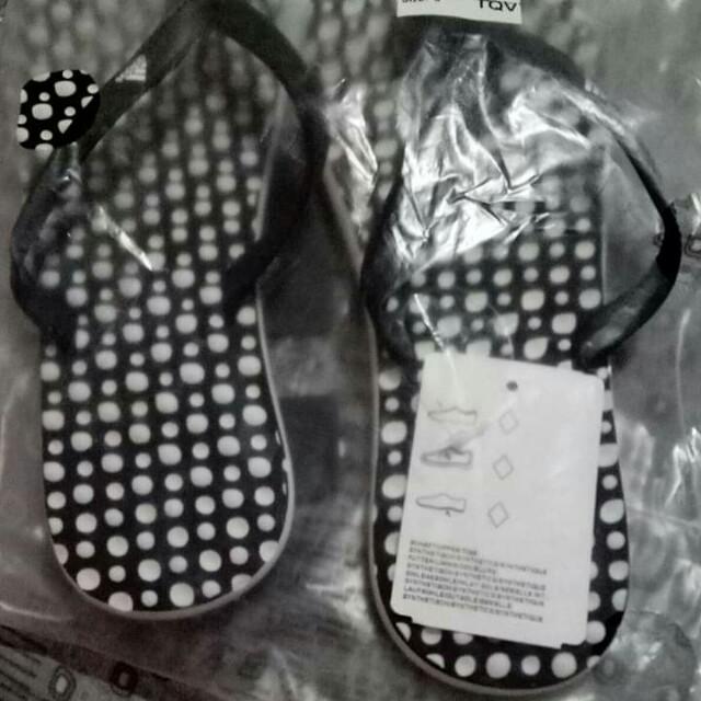 eezay flipflops sizes 7&8 US, Women's Fashion, Footwear, Slippers and ...