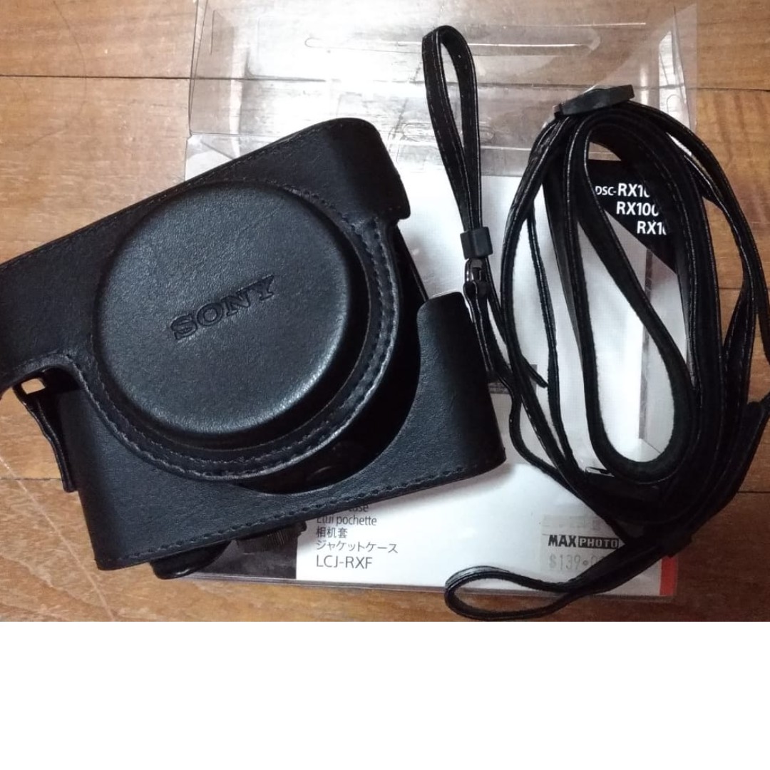 SONY RX100 LEATHER CASE (LCJ-RXF), Photography, Cameras on Carousell