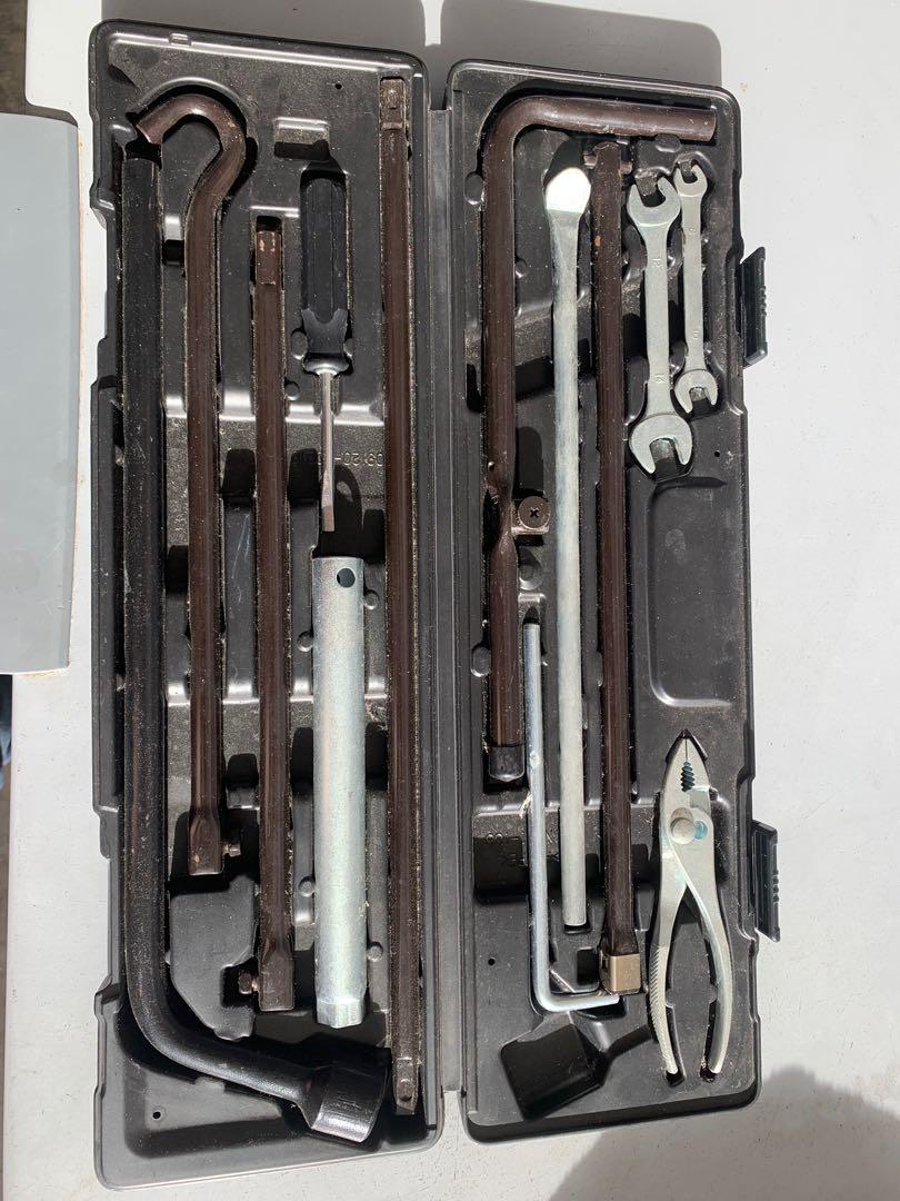 Toyota Land Cruiser tools set, Auto Accessories on Carousell