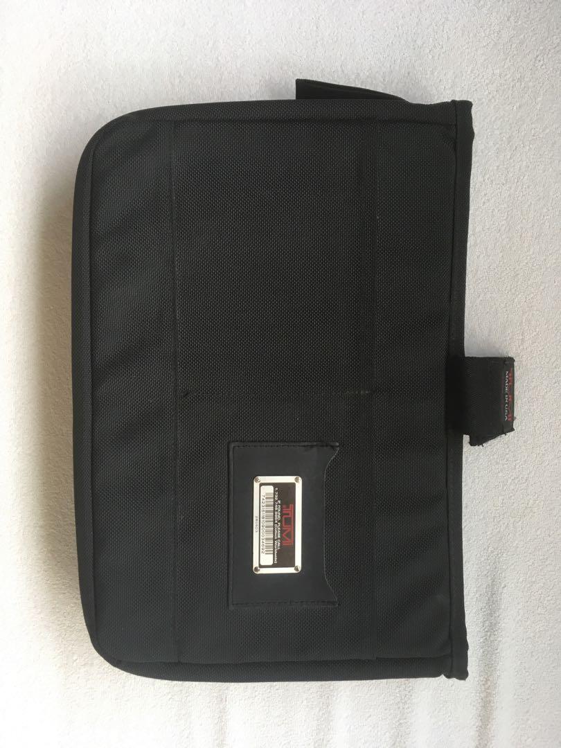 Tumi computer sleeve, Men's Fashion, Watches & Accessories, Wallets ...