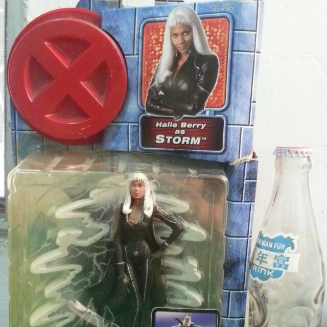 第一版 絕版X MAN-X 戰警-Halle Maria Berry-暴風女Storm-人模型-2000絕版品, 書籍、休閒與玩具, 收藏 ...