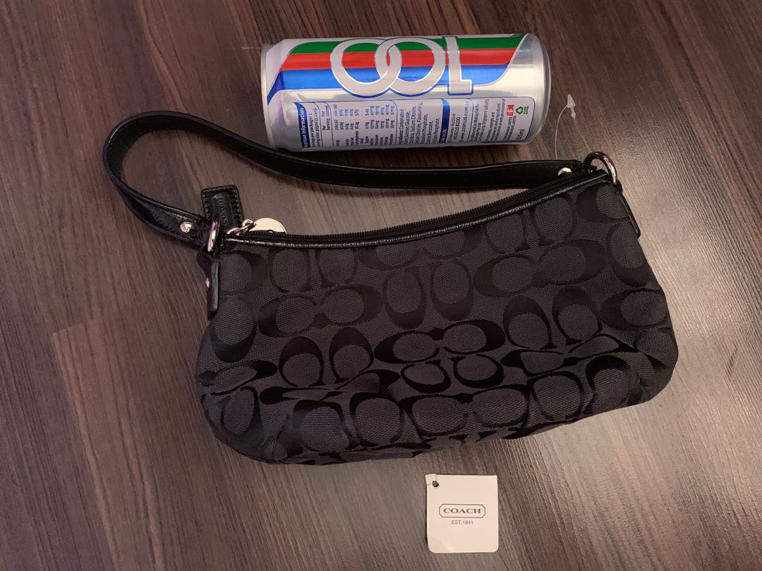 Coach small pouch bag black, Women's Fashion, Bags & Wallets, Tote Bags ...