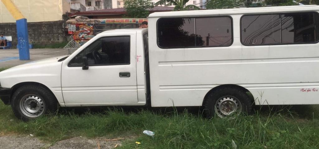 Isuzu IPV Utility Vehicle, Cars for Sale on Carousell
