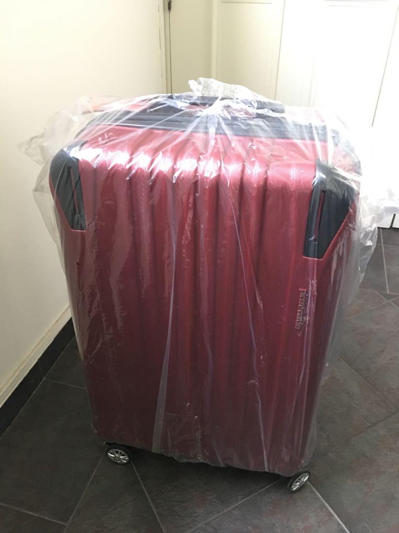 Pierre Cardin 24’’ 8 wheel TSA Spinner , Hobbies & Toys, Travel ...