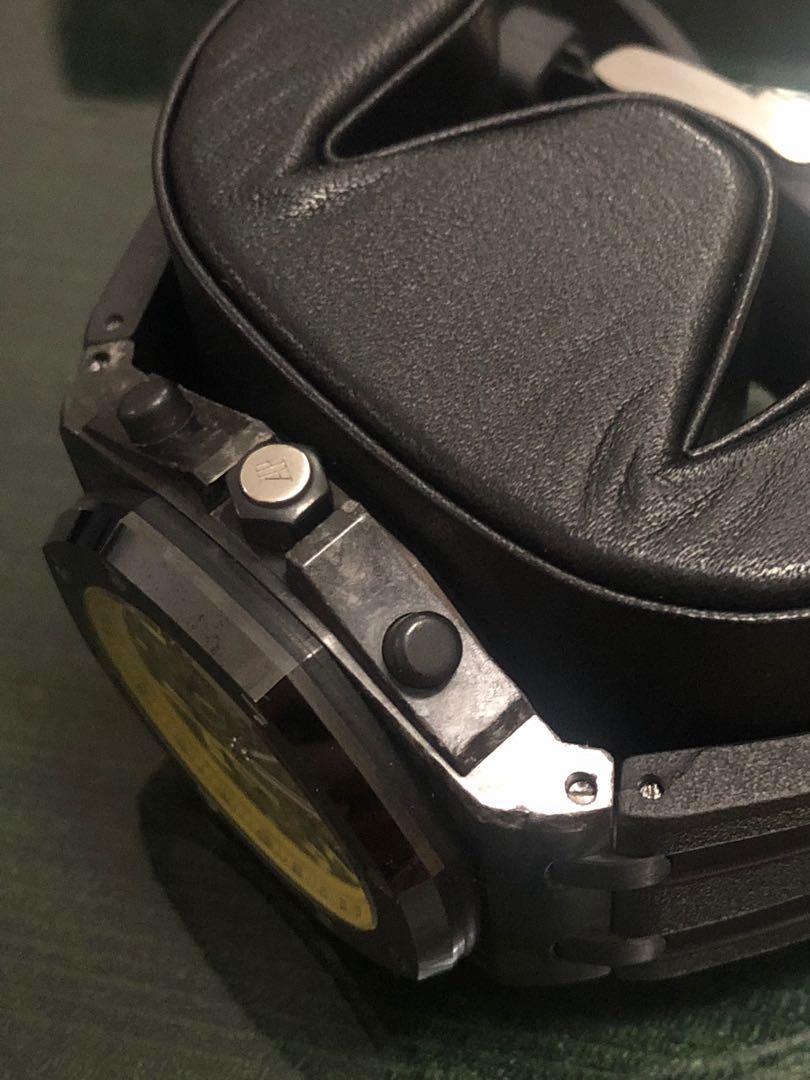 Audemars Piguet Royal Oak Offshore AP ROO FORGED carbon Bumblebee ...