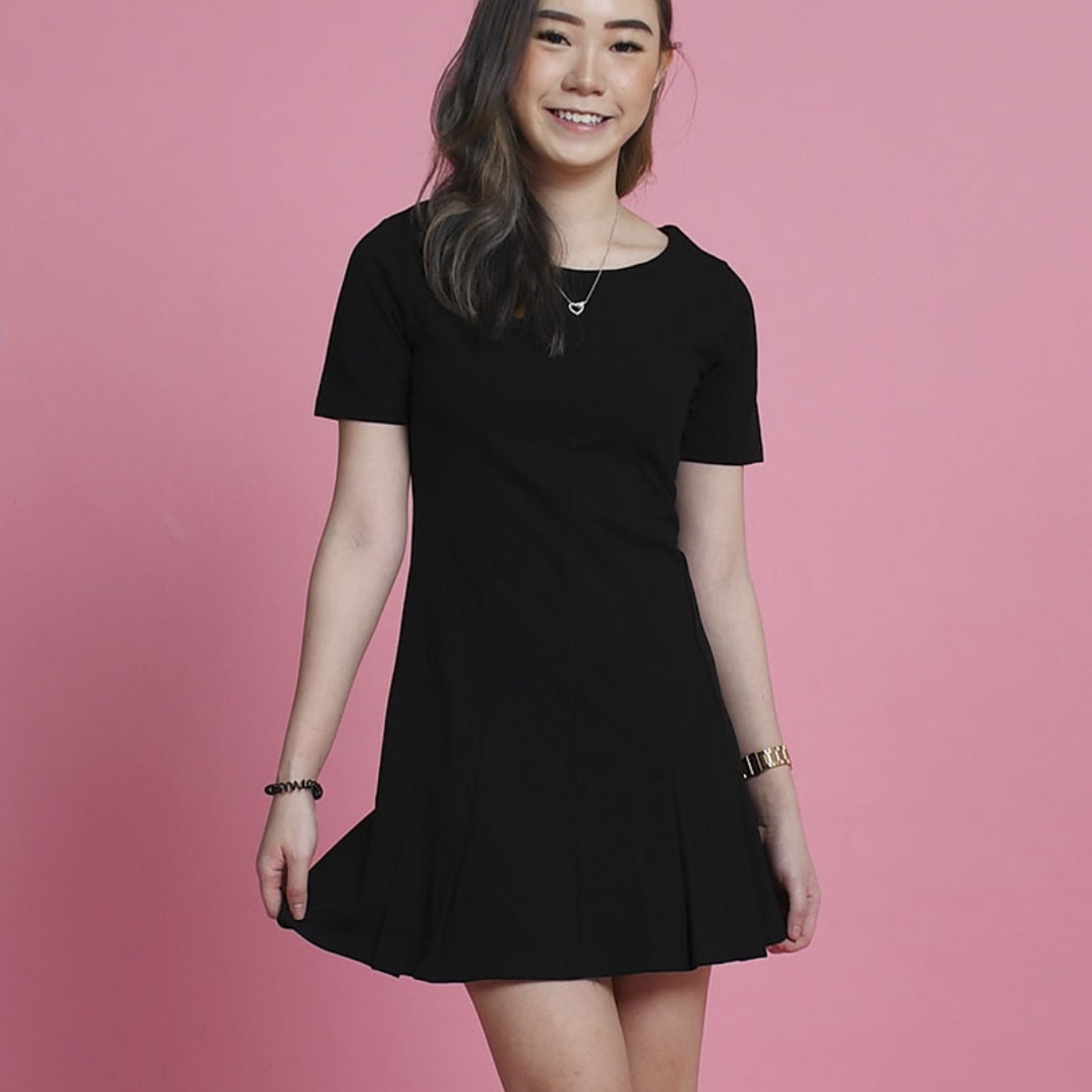 BRAND NEW Classic Black Office Formal Dress, Women's Fashion, Dresses ...