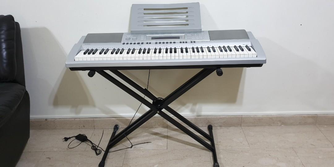 Casio Keyboard (WK-210), Hobbies & Toys, Music & Media, Musical ...