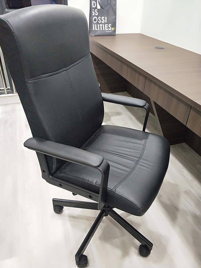 Computer Chair, Furniture & Home Living, Furniture, Chairs on Carousell
