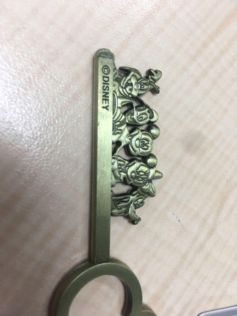 Original Hong Kong Disneyland keychain, Hobbies & Toys, Collectibles ...