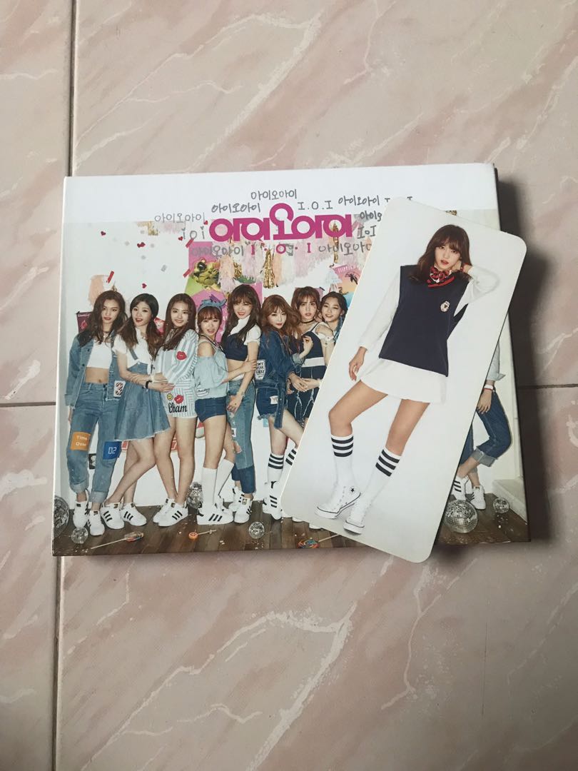IOI Chrysalis album, Hobbies & Toys, Memorabilia & Collectibles, K-Wave ...