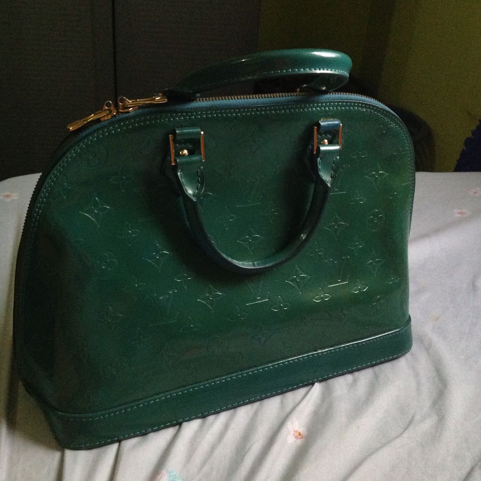 Louis Vuitton Green Bag, Luxury, Bags & Wallets on Carousell
