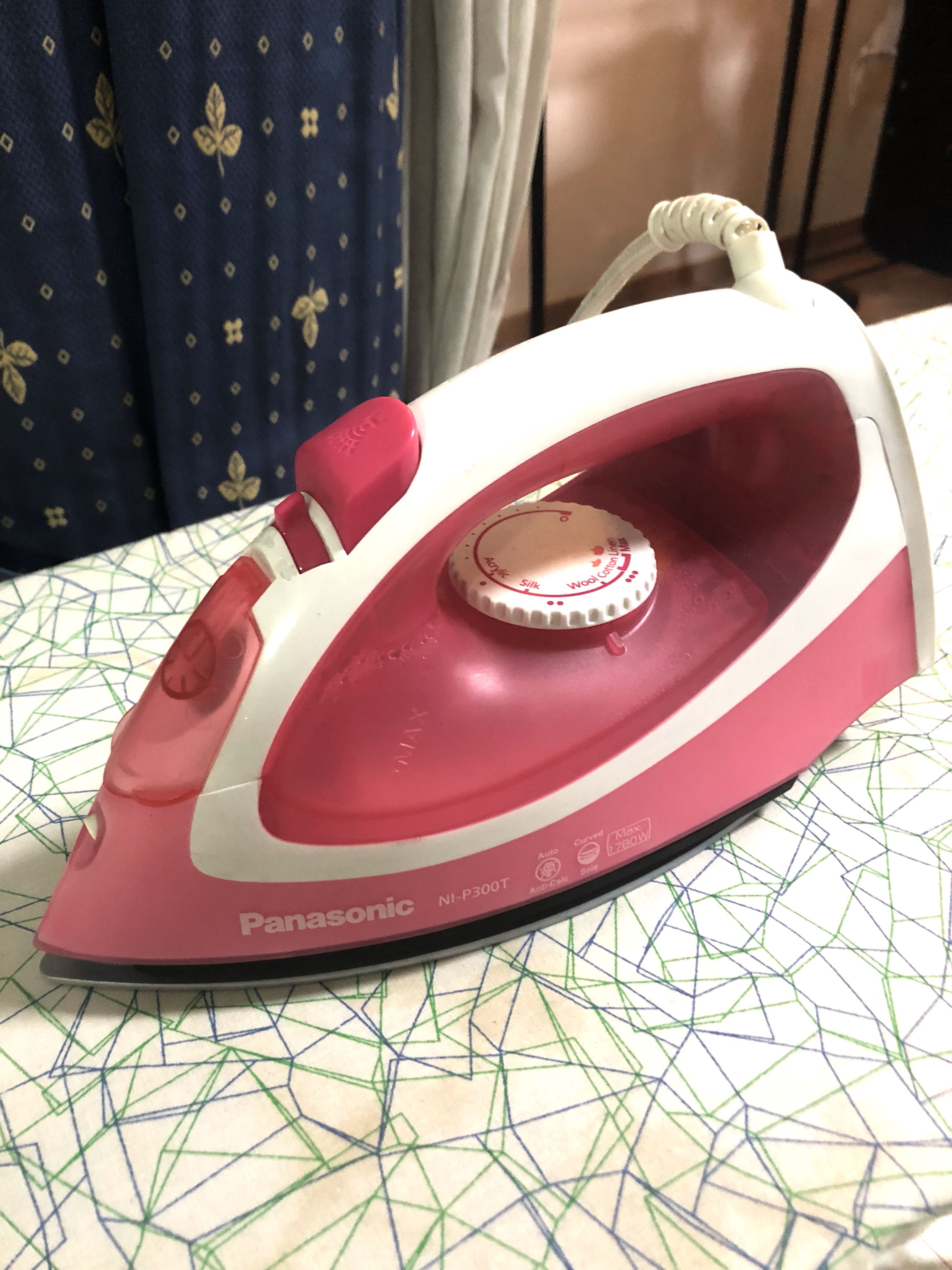 Philips Iron with Ironing Table, Furniture & Home Living, Cleaning ...
