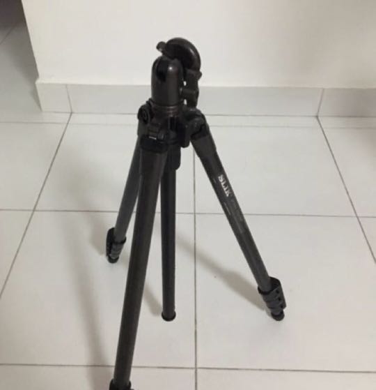 SLIK camera tripod sprint pro gm, Photography, Photography Accessories ...